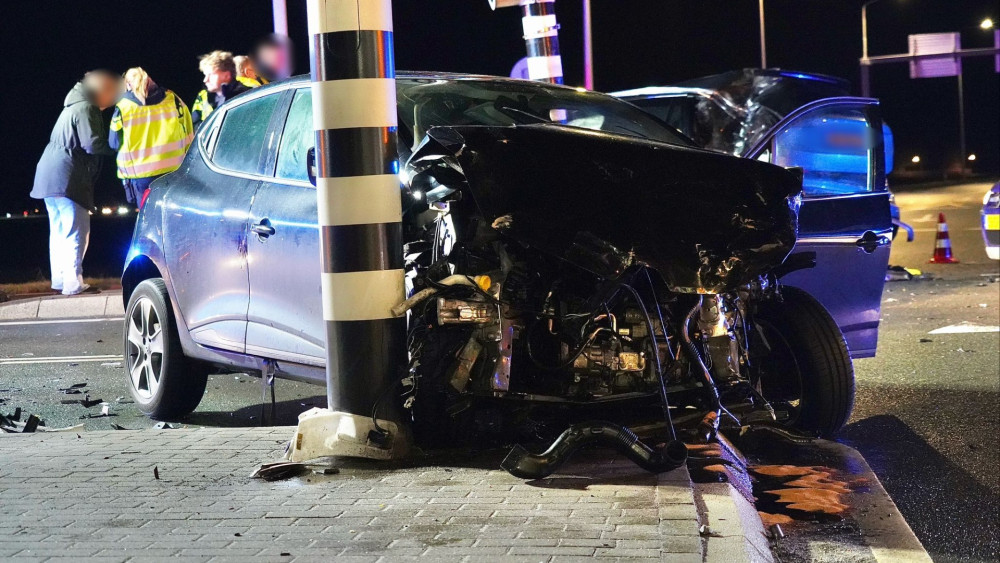 Drie gewonden bij zwaar ongeval in Zwaagdijk-Oost - Streekomroep West ...